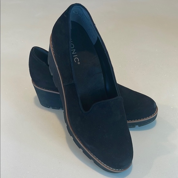 Vionic | Shoes | Vionic Black Willa Wedge 85m | Poshmark